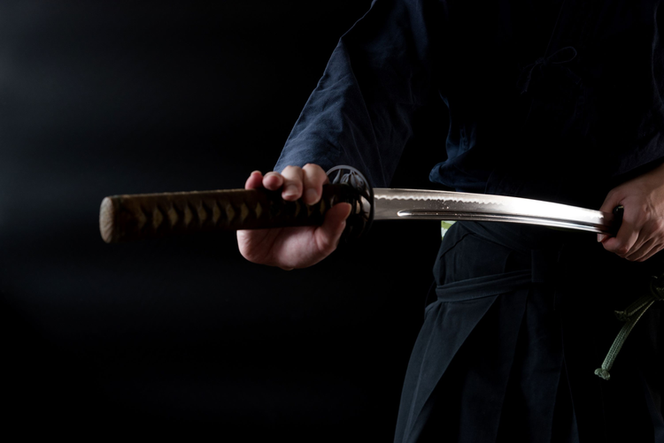 Genuine Sharp-edged Swords – Gumdo Gear